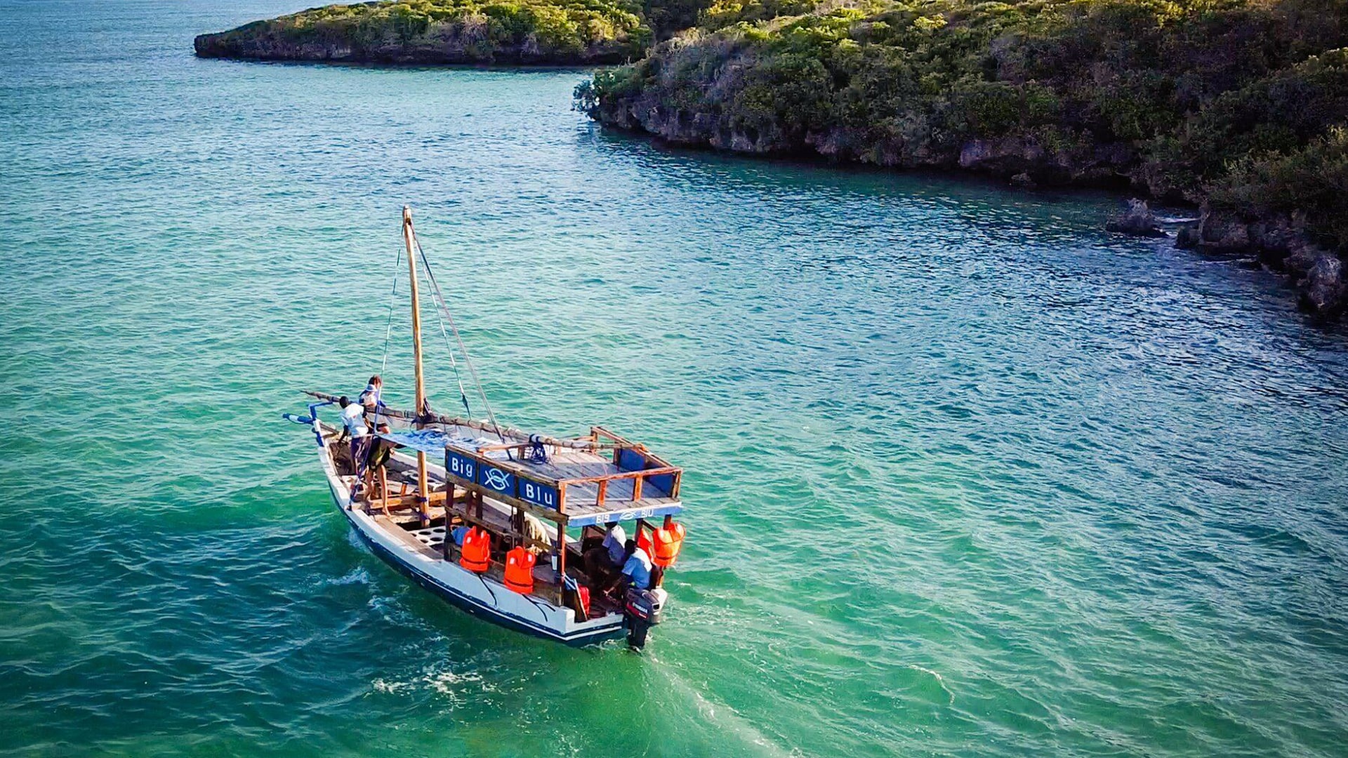 Snorkeling at Chole Bay Coral Gardens | Exploring Mafia Island
