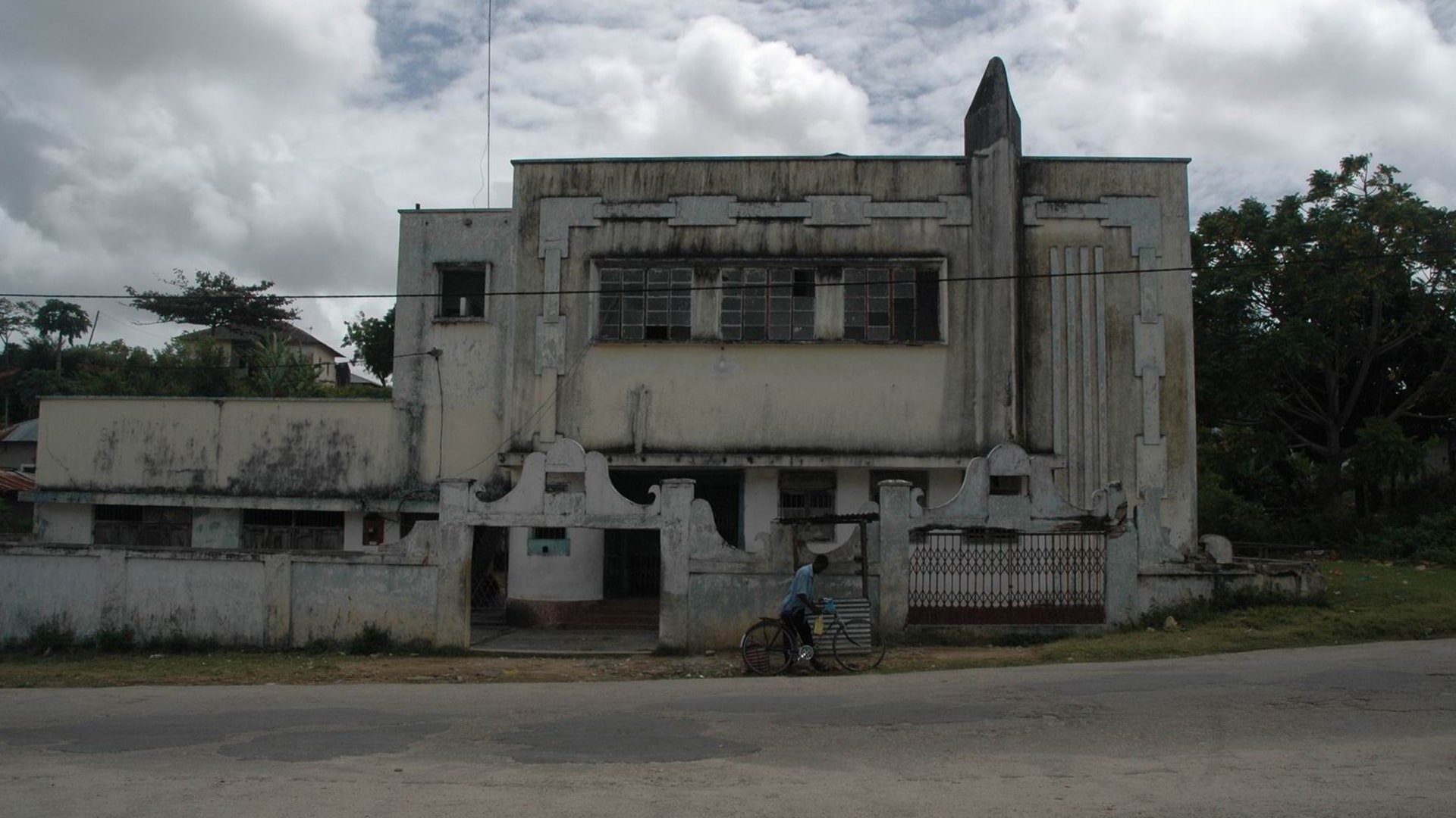 Discover The Secrets Of Chake Chake | Explore Pemba Island